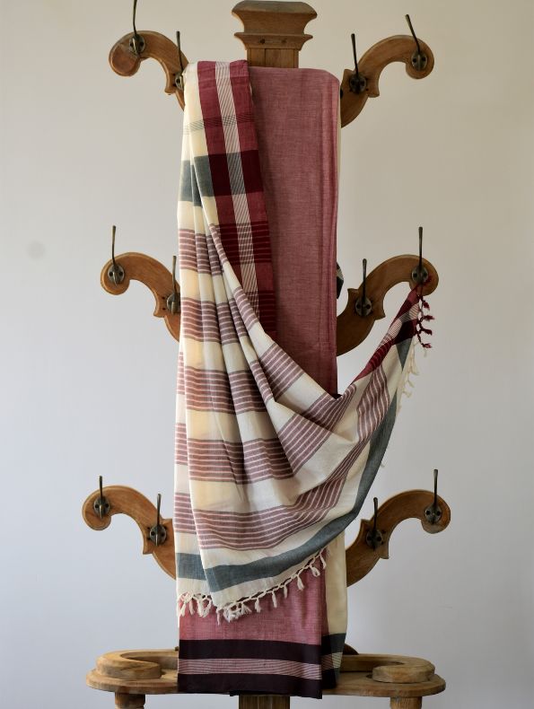 Fish Dobby Sari – Sabrangi