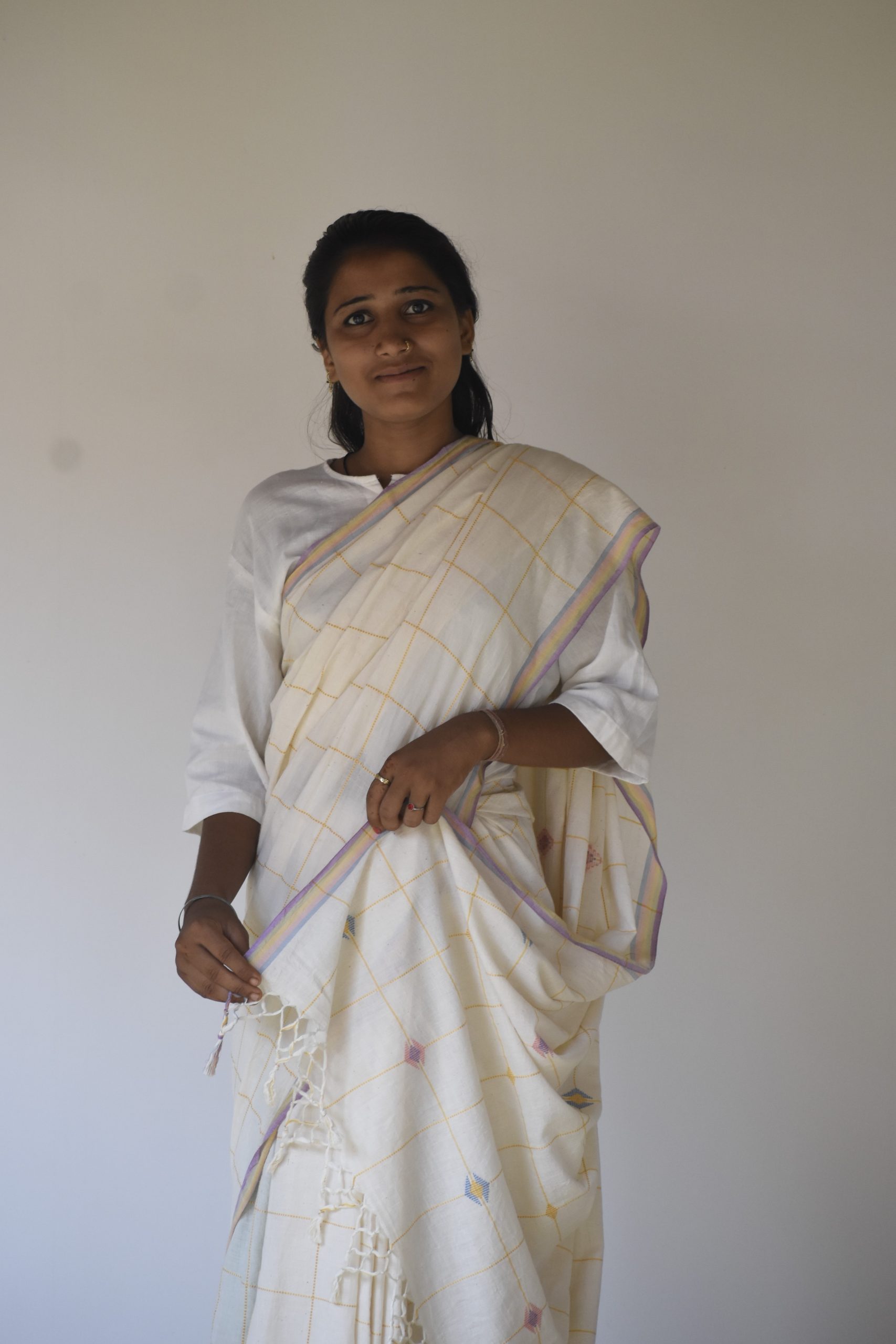 Natural Multi-Color Border Sujani Saree with Handbutta Pallu | Sabrangi